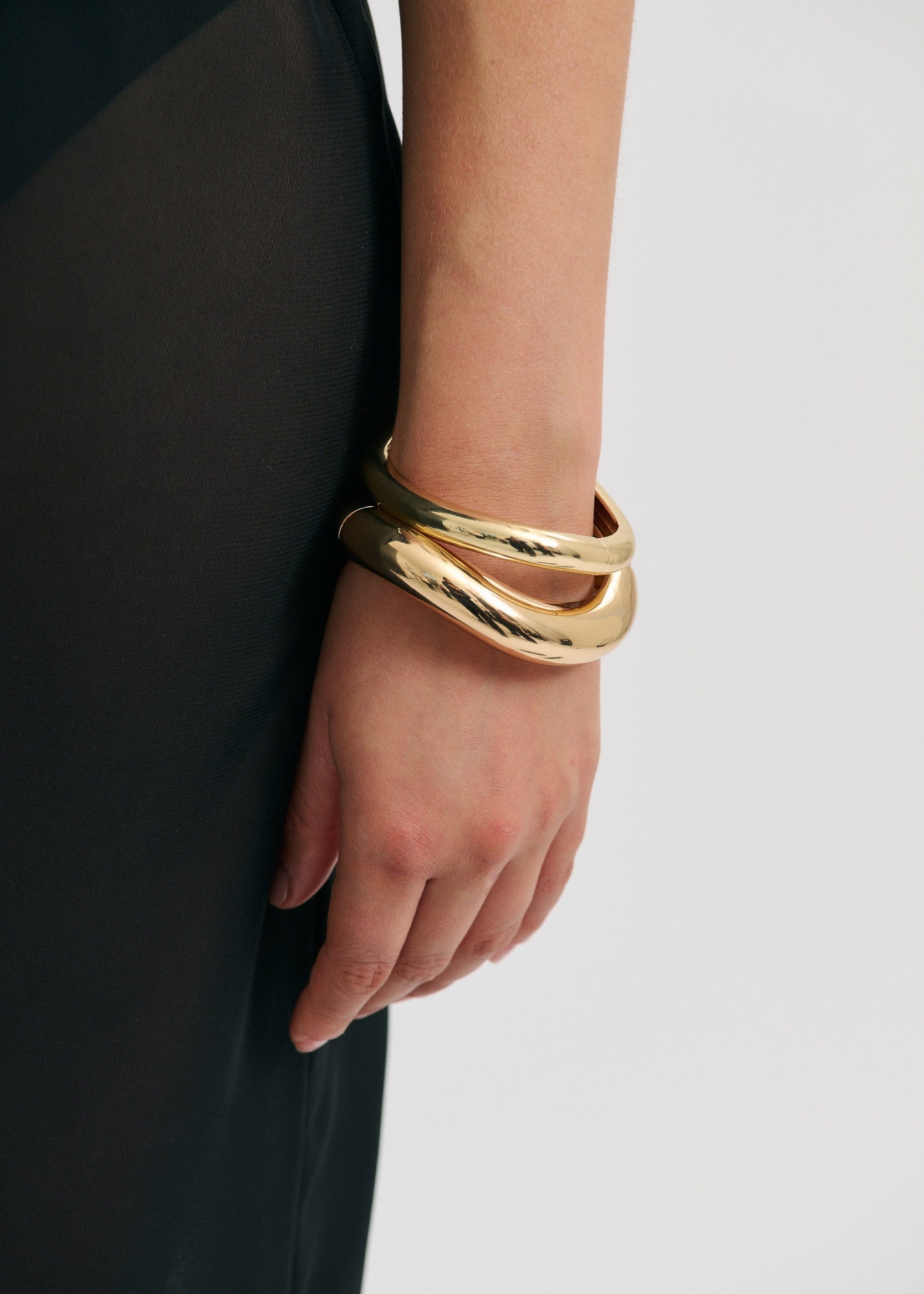 Duo Warped Bangle Stack - Gold – Anna Rossi Jewellery